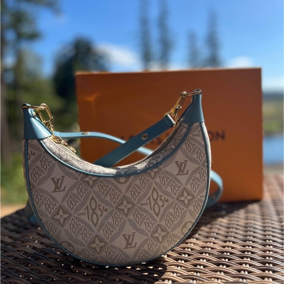 Louis Vuitton | Bags | Louis Vuitton Loop Handbag | Poshmark